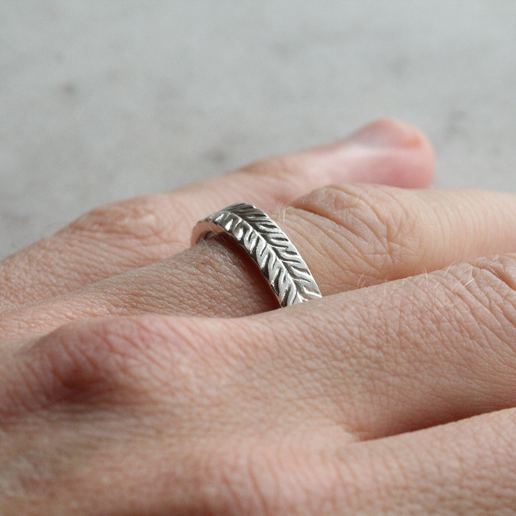 Wide Silver Fern Ring – Winter in July: Nature-inspired Fine Jewellery